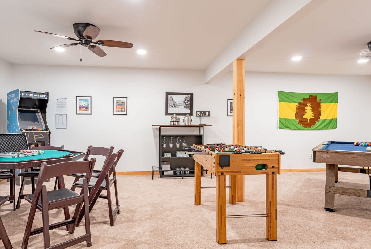 Three Peaks Lodge (Adirondacks) | Pocono Vacation Rental
