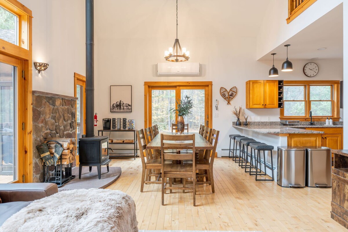 Three Peaks Lodge (Adirondacks) | Pocono Vacation Rental