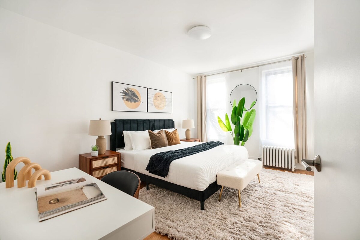444-2e Modern 2br Hell's Kitchen - New York City