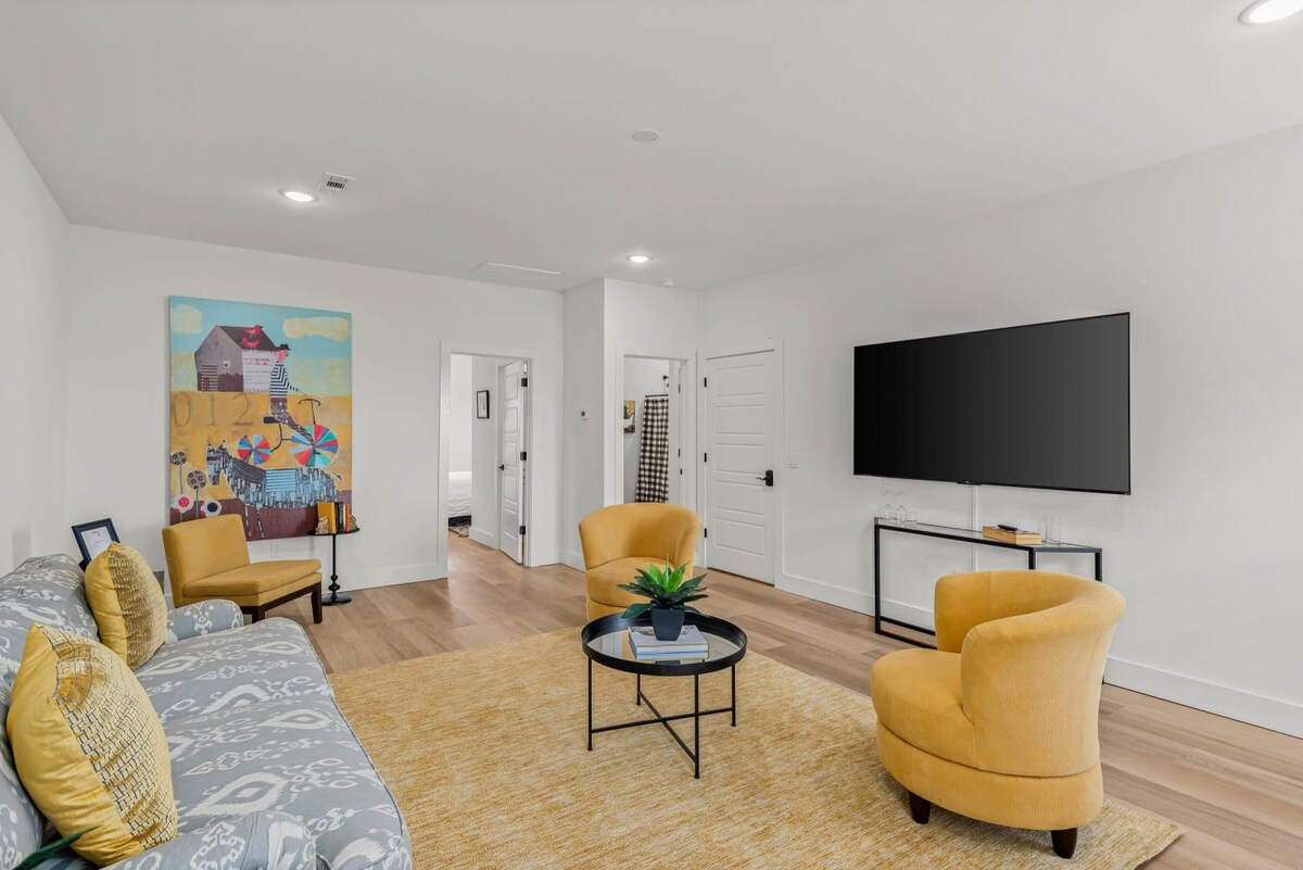 Art-inspired Oasis With Workspace And Outdoor Access - Creative Retreat - Bentonville, AR