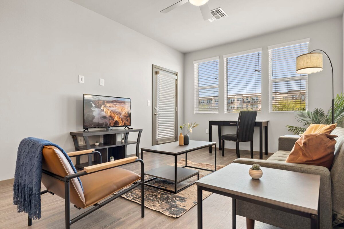Stunning Westgate Cozysuites By Stadium 1br - Glendale, AZ