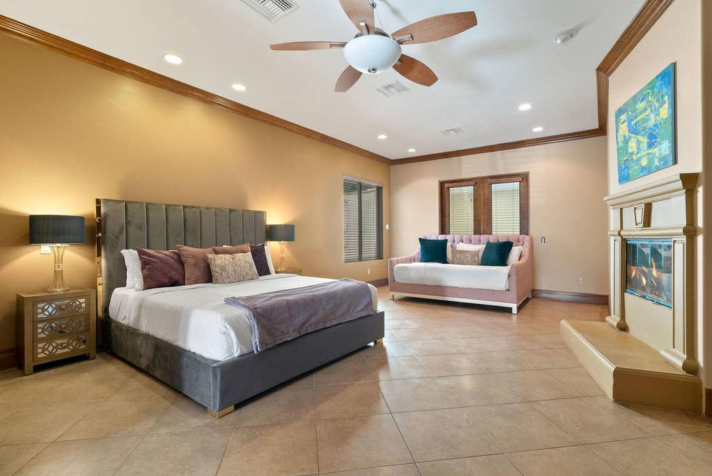 The Jack Estate: Golf Sim •11BR •Pickleball •Sauna + more | Thousand ...