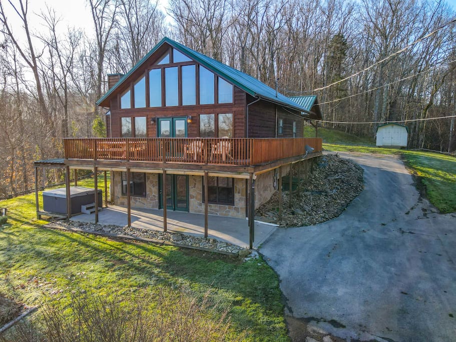Dog Friendly! Views! Hot Tub! Close To Pf! Gsmnp - Sevierville, TN