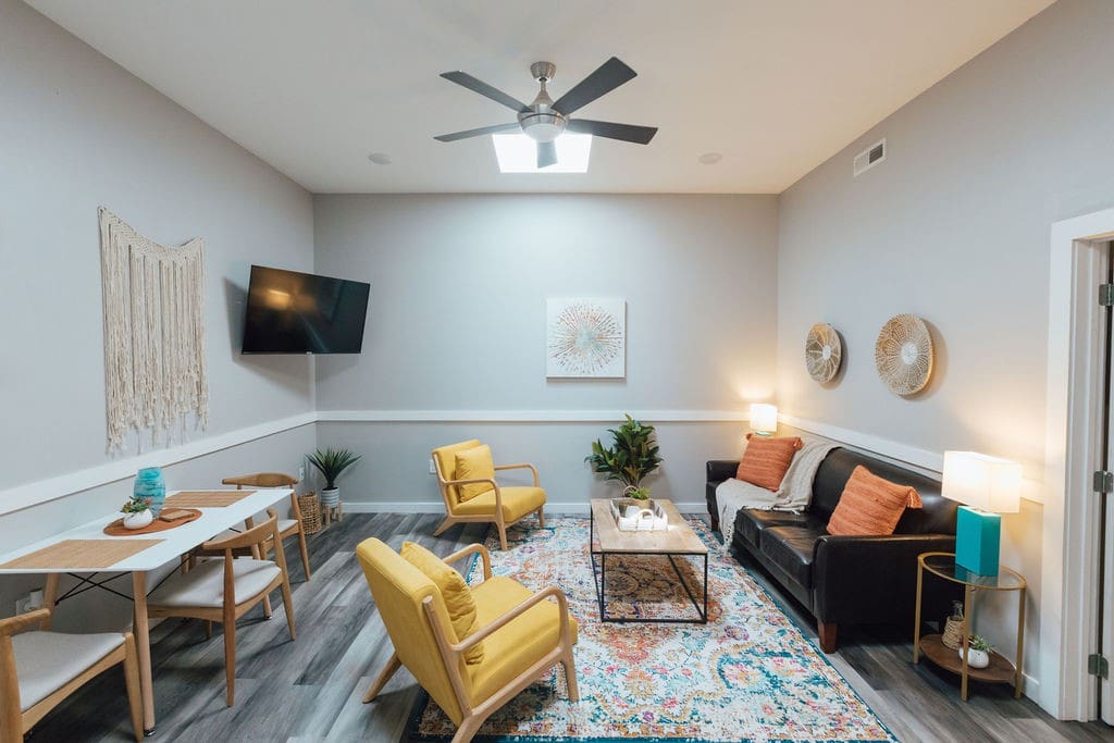 VRBO Johnson City TN Loft – Downtown 1-Bed, Revitalized Stay