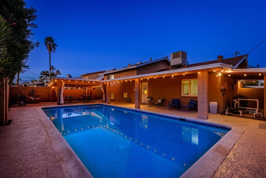 Spacious Patio And Pool Oasis - Beautifully Designed Retreat - Scottsdale, AZ