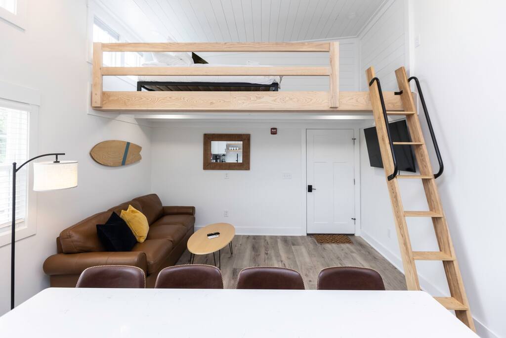 Ocean Lofts in the Vibe #8 - 5 min walk to beach