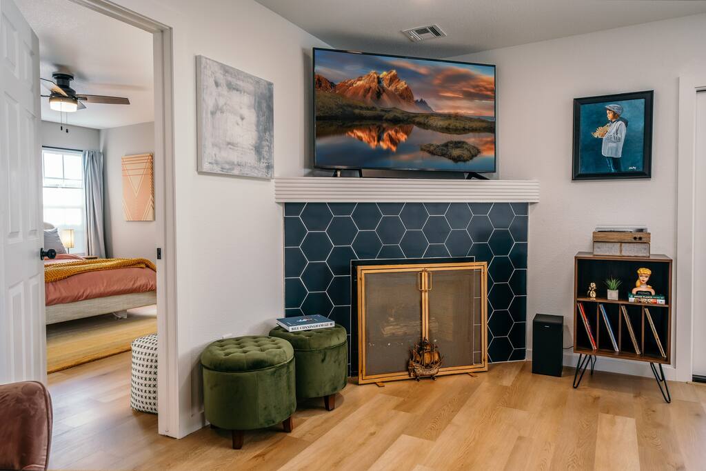 Pink Door | Short-Term Rental, Hospitality, and Property Management Experts