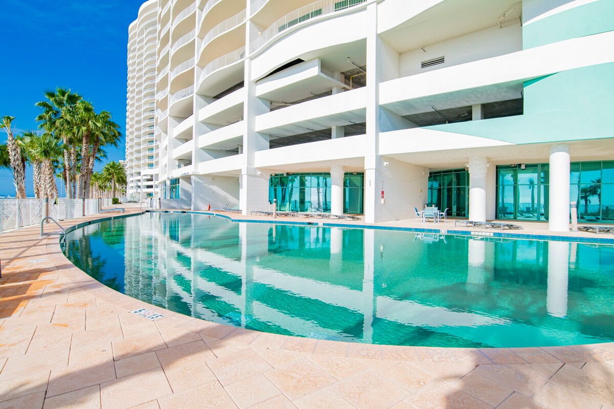 Oceanfront Gem with Hot Tub & Ocean View|Sleeps 12 | Orange Beach ...